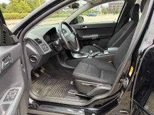 Black Volvo S40 2011 in Vilnius, with an engine capacity of 1.60 L and mileage of 247 thousand km for 2800 €, photo 22 on AUTOMOTO.COM.LV