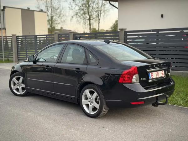 Melns Volvo S40 2012 Jelgava, ar dzinēja tilpumu 1.60 L un nobraukumu 295 tūkst. km par 4950 €, foto 2 vietnē AUTOMOTO.COM.LV