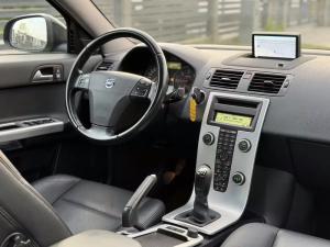 Melns Volvo S40 2012 Jelgava, ar dzinēja tilpumu 1.60 L un nobraukumu 295 tūkst. km par 4950 €, foto 13 vietnē AUTOMOTO.COM.LV
