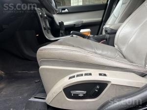 Black Volvo S40 2004 in Riga, with an engine capacity of 2.00 L and mileage of 409 thousand km for 990 €, photo 17 on AUTOMOTO.COM.LV