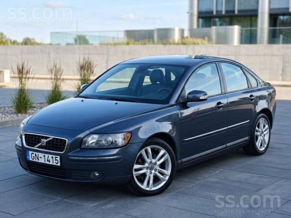 Zils Volvo S40 2005 Jēkabpils, ar dzinēja tilpumu 2.40 L un nobraukumu 326 tūkst. km par 2000 €, foto 1 vietnē AUTOMOTO.COM.LV