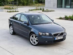 Zils Volvo S40 2005 Jēkabpils, ar dzinēja tilpumu 2.40 L un nobraukumu 326 tūkst. km par 2000 €, foto 3 vietnē AUTOMOTO.COM.LV