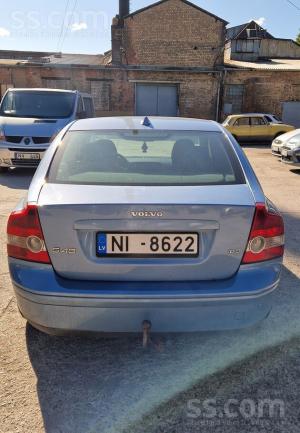 Blue Volvo S40 2006 in Riga, with an engine capacity of 1.60 L and mileage of 0 thousand km for 1250 €, photo 4 on AUTOMOTO.COM.LV