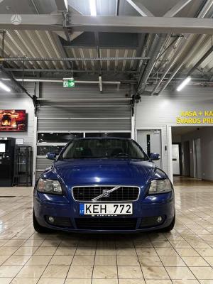 Blue Volvo S40 2006 in Vilnius, with an engine capacity of 1.56 L and mileage of 29 thousand km for 1150 €, photo 4 on AUTOMOTO.COM.LV