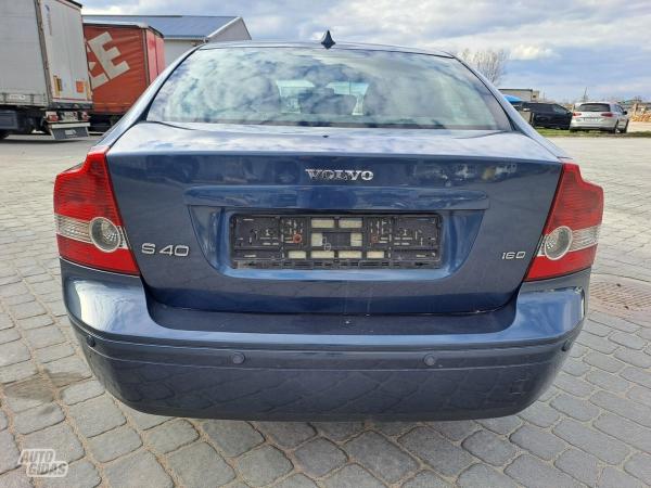 Blue Volvo S40 2006 in Alytus, with an engine capacity of 1.60 L and mileage of 287 thousand km for 1700 €, photo 6 on AUTOMOTO.COM.LV