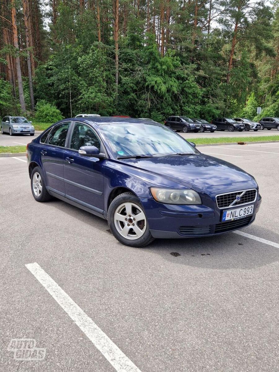 Zils Volvo S40 2006 Druskininkai, ar dzinēja tilpumu 1.60 L un nobraukumu 257 tūkst. km par 1350 €, foto 5 vietnē AUTOMOTO.COM.LV
