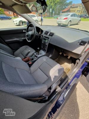 Zils Volvo S40 2006 Druskininkai, ar dzinēja tilpumu 1.60 L un nobraukumu 257 tūkst. km par 1350 €, foto 8 vietnē AUTOMOTO.COM.LV