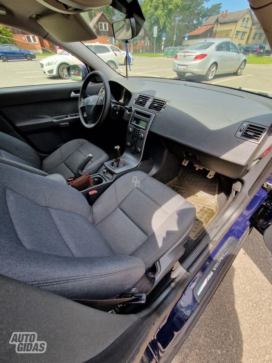 Zils Volvo S40 2006 Druskininkai, ar dzinēja tilpumu 1.60 L un nobraukumu 257 tūkst. km par 1350 €, foto 8 vietnē AUTOMOTO.COM.LV