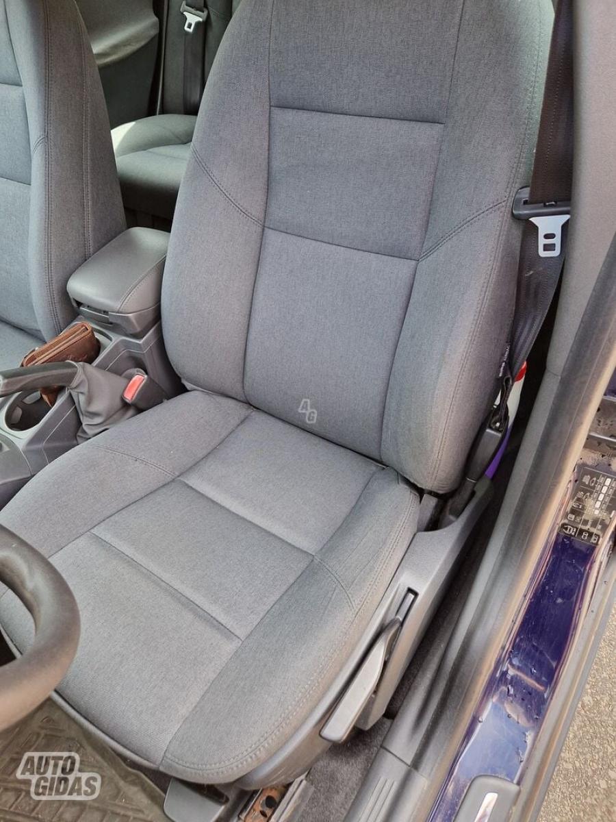 Zils Volvo S40 2006 Druskininkai, ar dzinēja tilpumu 1.60 L un nobraukumu 257 tūkst. km par 1350 €, foto 10 vietnē AUTOMOTO.COM.LV