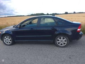 Zils Volvo S40 2006 Kaišiadorys, ar dzinēja tilpumu 2.44 L un nobraukumu 3 tūkst. km par 1500 €, foto 3 vietnē AUTOMOTO.COM.LV