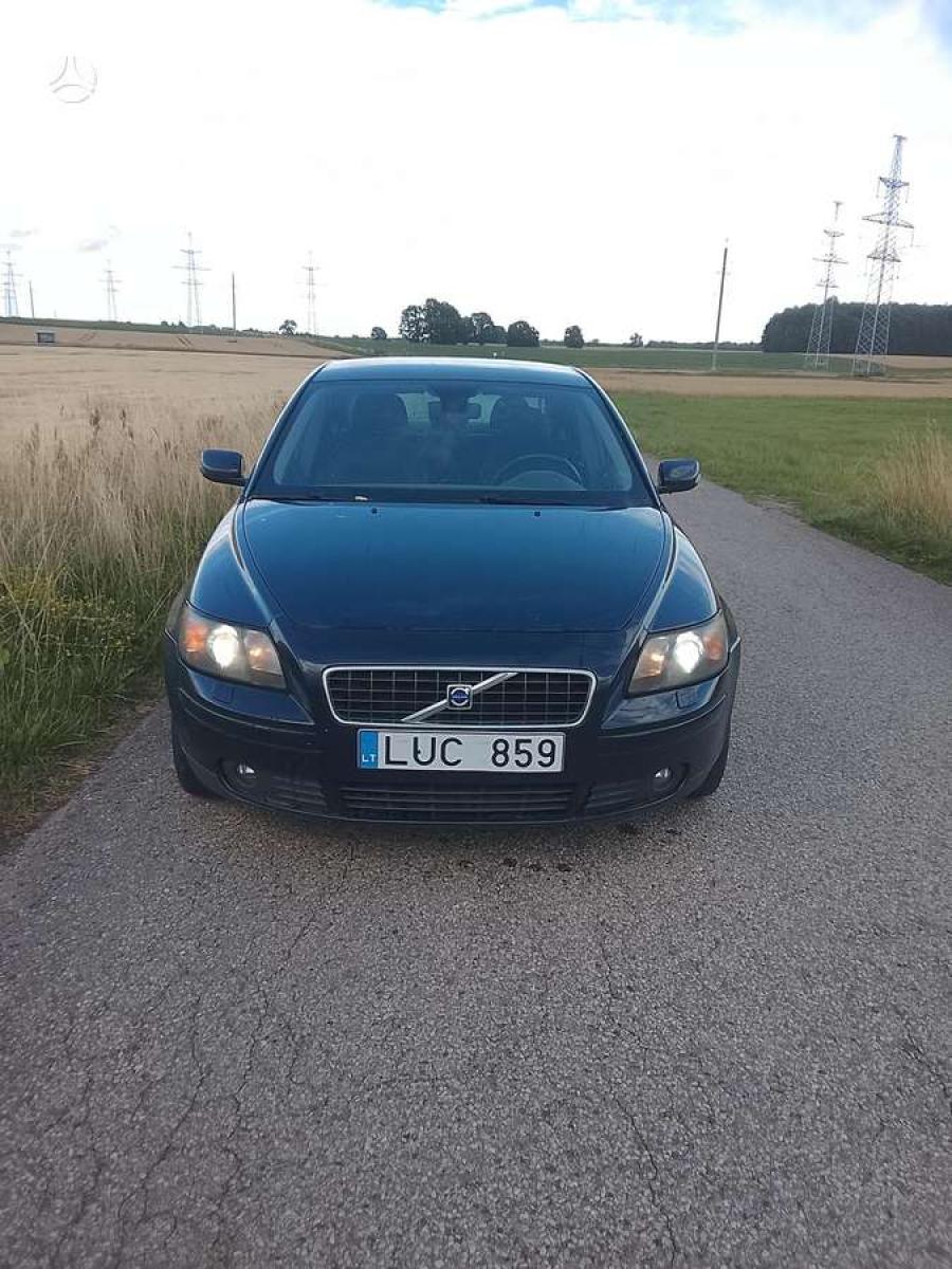 Zils Volvo S40 2006 Kaišiadorys, ar dzinēja tilpumu 2.44 L un nobraukumu 3 tūkst. km par 1500 €, foto 4 vietnē AUTOMOTO.COM.LV