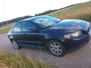 Zils Volvo S40 2006 Kaišiadorys, ar dzinēja tilpumu 2.44 L un nobraukumu 3 tūkst. km par 1500 €, foto 5 vietnē AUTOMOTO.COM.LV