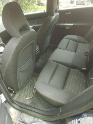 Zils Volvo S40 2006 Kaišiadorys, ar dzinēja tilpumu 2.44 L un nobraukumu 3 tūkst. km par 1500 €, foto 7 vietnē AUTOMOTO.COM.LV