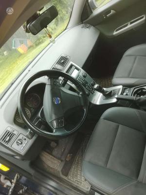 Zils Volvo S40 2006 Kaišiadorys, ar dzinēja tilpumu 2.44 L un nobraukumu 3 tūkst. km par 1500 €, foto 9 vietnē AUTOMOTO.COM.LV