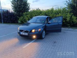 Синий Вольво С40 2006 в Салдус, объемом двигателя 2.40 л и пробегом 422 тыс. км за 1700 €, фото  на AUTOMOTO.COM.LV