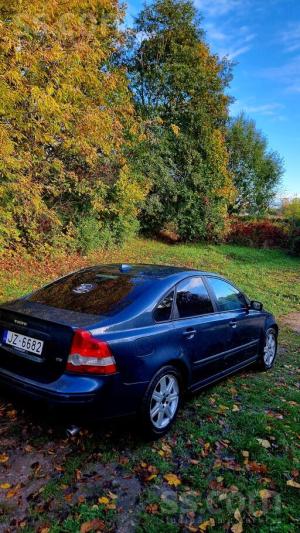 Blue Volvo S40 2006 in Saldus, with an engine capacity of 2.40 L and mileage of 425 thousand km for 1750 €, photo 4 on AUTOMOTO.COM.LV