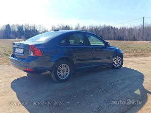 Blue Volvo S40 2007 in Elva, with an engine capacity of 1.60 L and mileage of 233 thousand km for 3000 €, photo 5 on AUTOMOTO.COM.LV