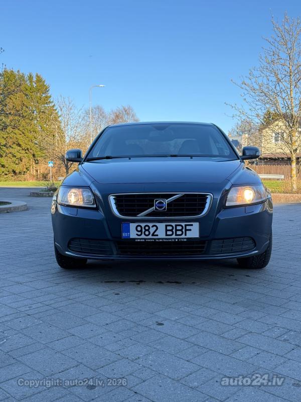 Zils Volvo S40 2008 Tallina, ar dzinēja tilpumu 2.40 L un nobraukumu 180 tūkst. km par 3200 €, foto 2 vietnē AUTOMOTO.COM.LV