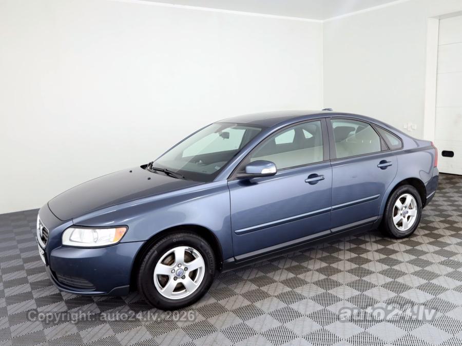 Blue Volvo S40 2008 in Tallinn, with an engine capacity of 1.60 L and mileage of 285 thousand km for 1999 €, photo 3 on AUTOMOTO.COM.LV