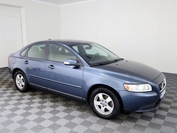 Blue Volvo S40 2008 in Tallinn, with an engine capacity of 1.60 L and mileage of 285 thousand km for 1999 €, photo 8 on AUTOMOTO.COM.LV