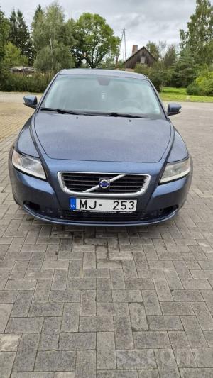 Blue Volvo S40 2008 in Rezekne, with an engine capacity of 2.00 L and mileage of 441 thousand km for 1700 €, photo 7 on AUTOMOTO.COM.LV