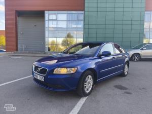 Zils Volvo S40 2009 Šauļi, ar dzinēja tilpumu 1.60 L un nobraukumu 326 tūkst. km par 3600 €, foto  vietnē AUTOMOTO.COM.LV