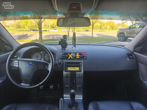 Blue Volvo S40 2009 in Siauliai, with an engine capacity of 1.60 L and mileage of 326 thousand km for 3600 €, photo 5 on AUTOMOTO.COM.LV