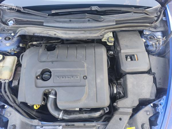 Blue Volvo S40 2009 in Siauliai, with an engine capacity of 1.60 L and mileage of 326 thousand km for 3600 €, photo 8 on AUTOMOTO.COM.LV