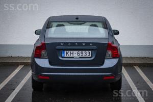 Zils Volvo S40 2009 Rīga, ar dzinēja tilpumu 1.60 L un nobraukumu 288 tūkst. km par 2650 €, foto 6 vietnē AUTOMOTO.COM.LV