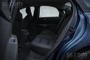 Zils Volvo S40 2009 Rīga, ar dzinēja tilpumu 1.60 L un nobraukumu 288 tūkst. km par 2650 €, foto 10 vietnē AUTOMOTO.COM.LV