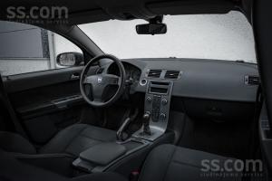 Zils Volvo S40 2009 Rīga, ar dzinēja tilpumu 1.60 L un nobraukumu 288 tūkst. km par 2650 €, foto 12 vietnē AUTOMOTO.COM.LV