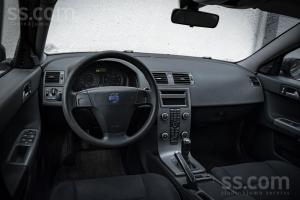 Zils Volvo S40 2009 Rīga, ar dzinēja tilpumu 1.60 L un nobraukumu 288 tūkst. km par 2650 €, foto 15 vietnē AUTOMOTO.COM.LV