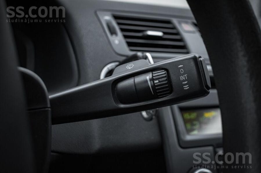 Zils Volvo S40 2009 Rīga, ar dzinēja tilpumu 1.60 L un nobraukumu 288 tūkst. km par 2650 €, foto 19 vietnē AUTOMOTO.COM.LV