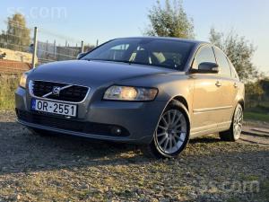 Blue Volvo S40 2009 in Riga, with an engine capacity of 1.60 L and mileage of 242 thousand km for 4200 €, photo 17 on AUTOMOTO.COM.LV