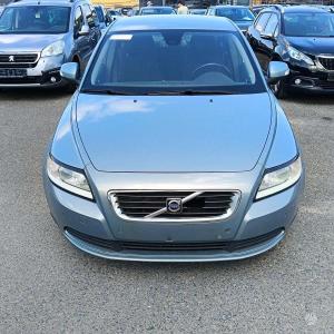 Blue Volvo S40 2010 in Kaunas, with an engine capacity of 0.00 L and mileage of 273 thousand km for 2550 €, photo 4 on AUTOMOTO.COM.LV