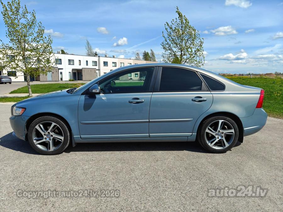 Blue Volvo S40 2012 in Tartu, with an engine capacity of 2.00 L and mileage of 177 thousand km for 3100 €, photo 3 on AUTOMOTO.COM.LV