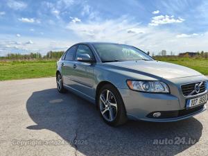 Blue Volvo S40 2012 in Tartu, with an engine capacity of 2.00 L and mileage of 177 thousand km for 3100 €, photo 8 on AUTOMOTO.COM.LV