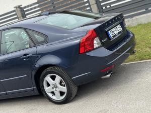 Zils Volvo S40 2012 Jelgava, ar dzinēja tilpumu 2.00 L un nobraukumu 281 tūkst. km par 5500 €, foto 4 vietnē AUTOMOTO.COM.LV