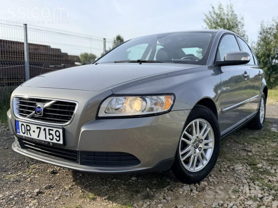 Brūns Volvo S40 2007 Rīga, ar dzinēja tilpumu 1.60 L un nobraukumu 265 tūkst. km par 3995 €, foto 20 vietnē AUTOMOTO.COM.LV
