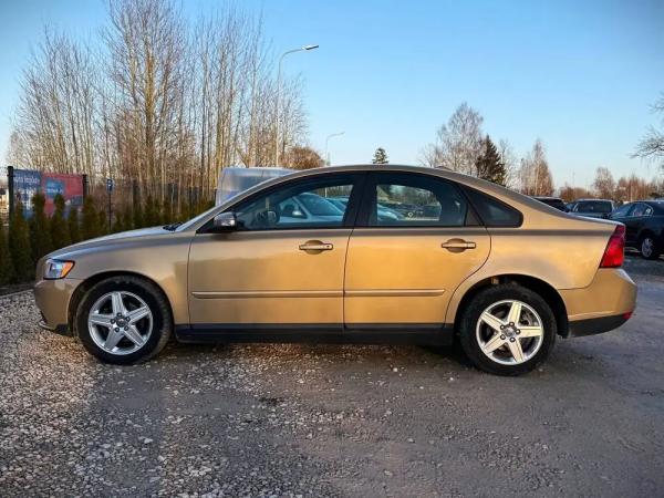Brūns Volvo S40 2009 Jelgava, ar dzinēja tilpumu 1.60 L un nobraukumu 300 tūkst. km par 3990 €, foto 7 vietnē AUTOMOTO.COM.LV