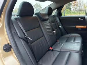 Brown Volvo S40 2009 in Jelgava, with an engine capacity of 1.60 L and mileage of 300 thousand km for 3990 €, photo 14 on AUTOMOTO.COM.LV