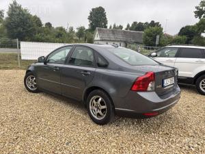 Brown Volvo S40 2009 in Rezekne, with an engine capacity of 1.60 L and mileage of 234 thousand km for 2650 €, photo 6 on AUTOMOTO.COM.LV