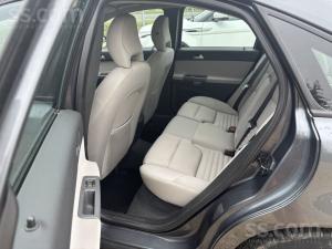 Brown Volvo S40 2009 in Rezekne, with an engine capacity of 1.60 L and mileage of 234 thousand km for 2650 €, photo 7 on AUTOMOTO.COM.LV