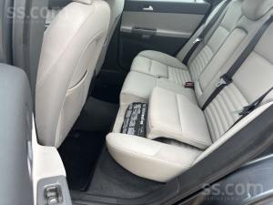 Brown Volvo S40 2009 in Rezekne, with an engine capacity of 1.60 L and mileage of 234 thousand km for 2650 €, photo 8 on AUTOMOTO.COM.LV