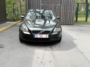 Зеленый Вольво С40 2006 в Рига, объемом двигателя 1.80 л и пробегом 314 тыс. км за 1590 €, фото 3 на AUTOMOTO.COM.LV