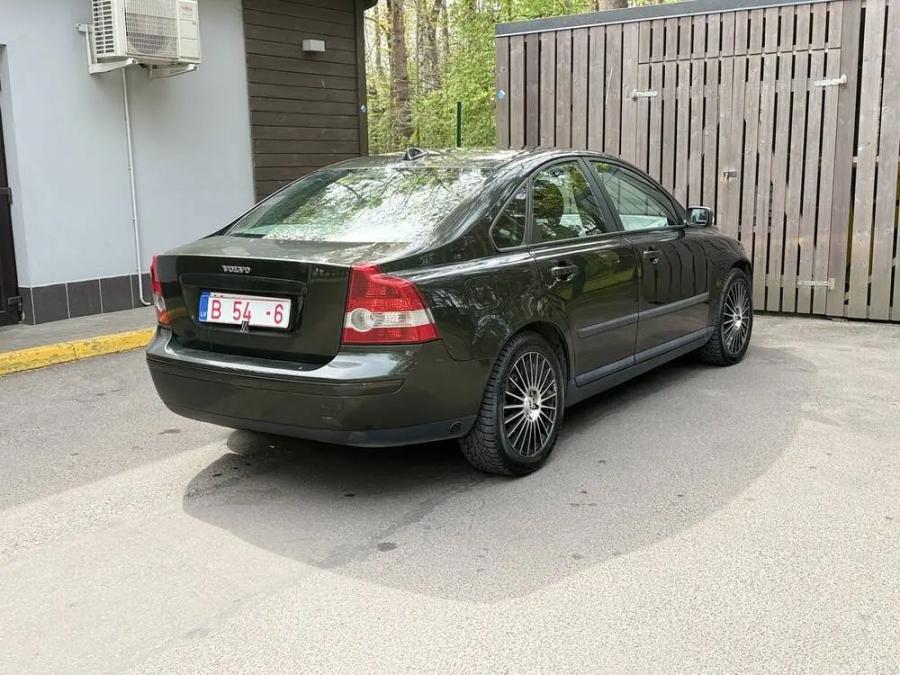Зеленый Вольво С40 2006 в Рига, объемом двигателя 1.80 л и пробегом 314 тыс. км за 1590 €, фото 5 на AUTOMOTO.COM.LV