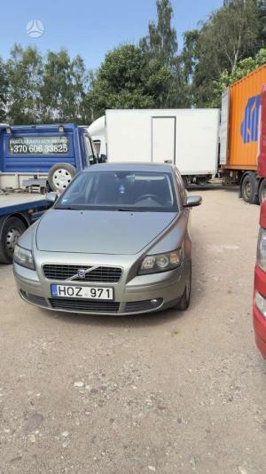 Зеленый Вольво С40 2007 в Паланга, объемом двигателя 2.00 л и пробегом 260 тыс. км за 1450 €, фото  на AUTOMOTO.COM.LV