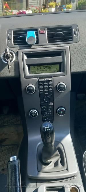 Zaļš Volvo S40 2008 Kehra, ar dzinēja tilpumu 1.60 L un nobraukumu 473 tūkst. km par 1499 €, foto 10 vietnē AUTOMOTO.COM.LV