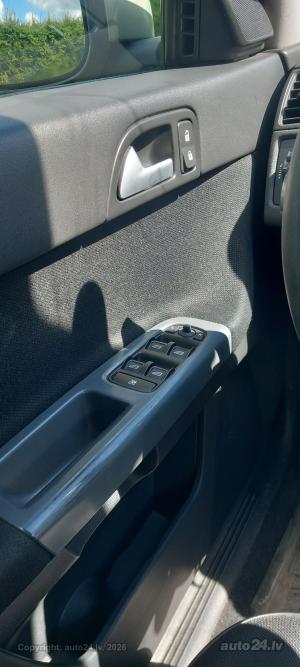 Zaļš Volvo S40 2008 Kehra, ar dzinēja tilpumu 1.60 L un nobraukumu 473 tūkst. km par 1499 €, foto 15 vietnē AUTOMOTO.COM.LV