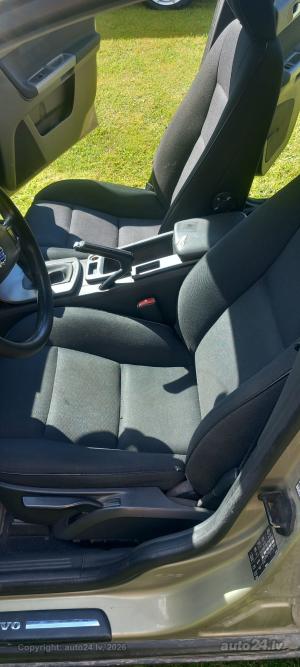 Zaļš Volvo S40 2008 Kehra, ar dzinēja tilpumu 1.60 L un nobraukumu 473 tūkst. km par 1499 €, foto 18 vietnē AUTOMOTO.COM.LV